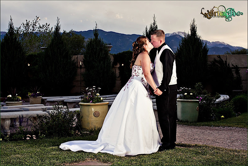 enoch photography: Jason and Jamie Wedding - Hillside Gardens