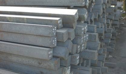 Pabrik baja menerima scrap / Besi Tua