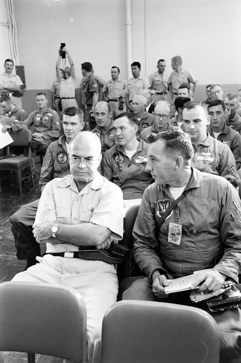 Vietnam Crisis - Bill Ray — Google Arts & Culture