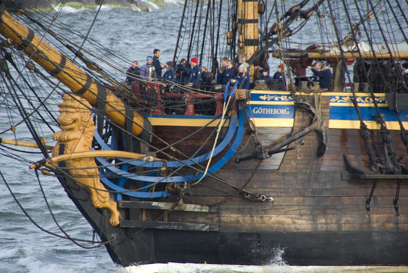 18th Century East India merchant ship and a prince - PentaxForums.com