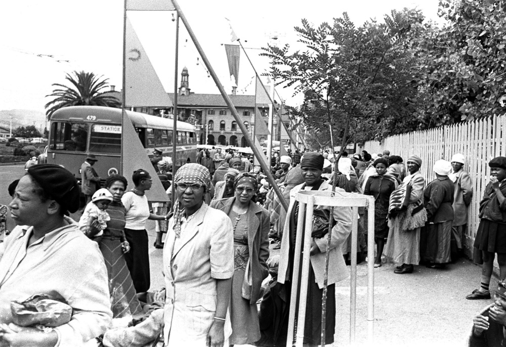 Womens anti-pass march — Google Arts & Culture