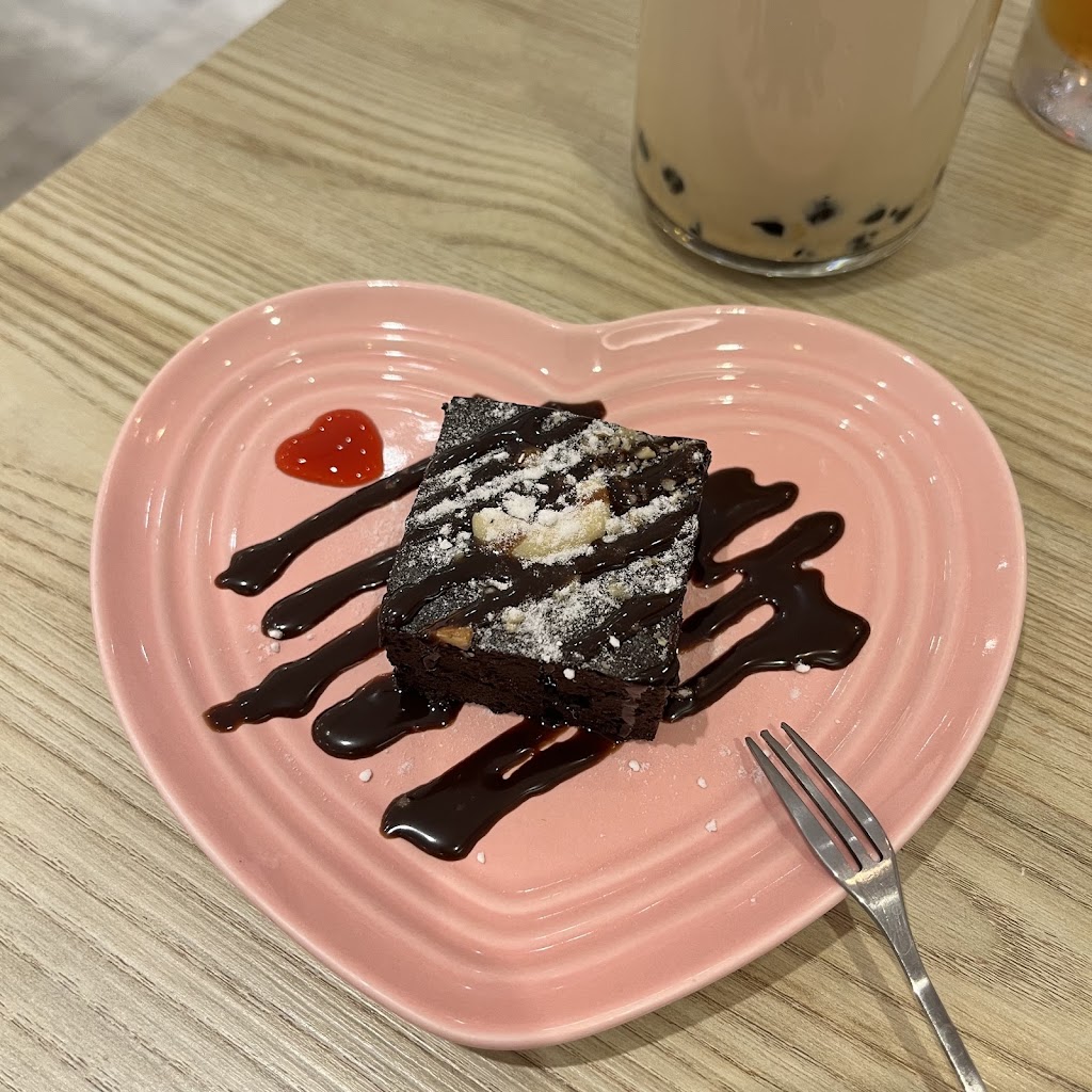 新竹縣竹北市 T2 cafe竹北店/竹北光明商圈特色餐廳/抓周活動/性別派對早午餐/義大利麵/美式料理/活動包場/親子友善餐廳/寵物友善餐廳 ...