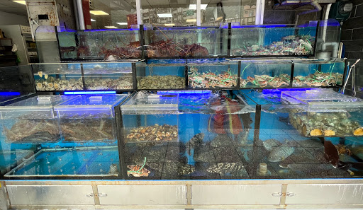 新北市萬里區 阿輝海鮮 - 台灣餐廳推薦 手搖推薦 甜點推薦 買一送一 優惠訊息