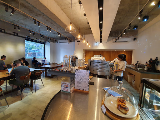 台北市大安區 大爆咖啡 BOOM coffee roasters - 台灣餐廳推薦 手搖推薦 甜點推薦 買一送一 優惠訊息