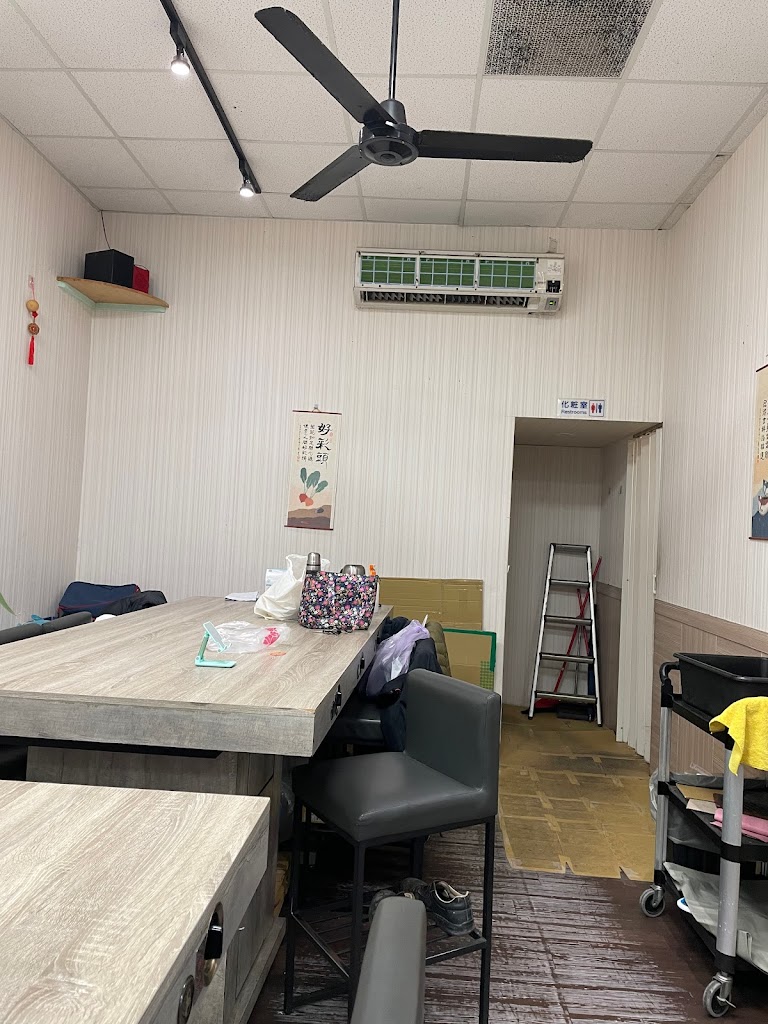 苗栗縣頭份市 小林小炒 - FooTinder 美食推薦 美食App