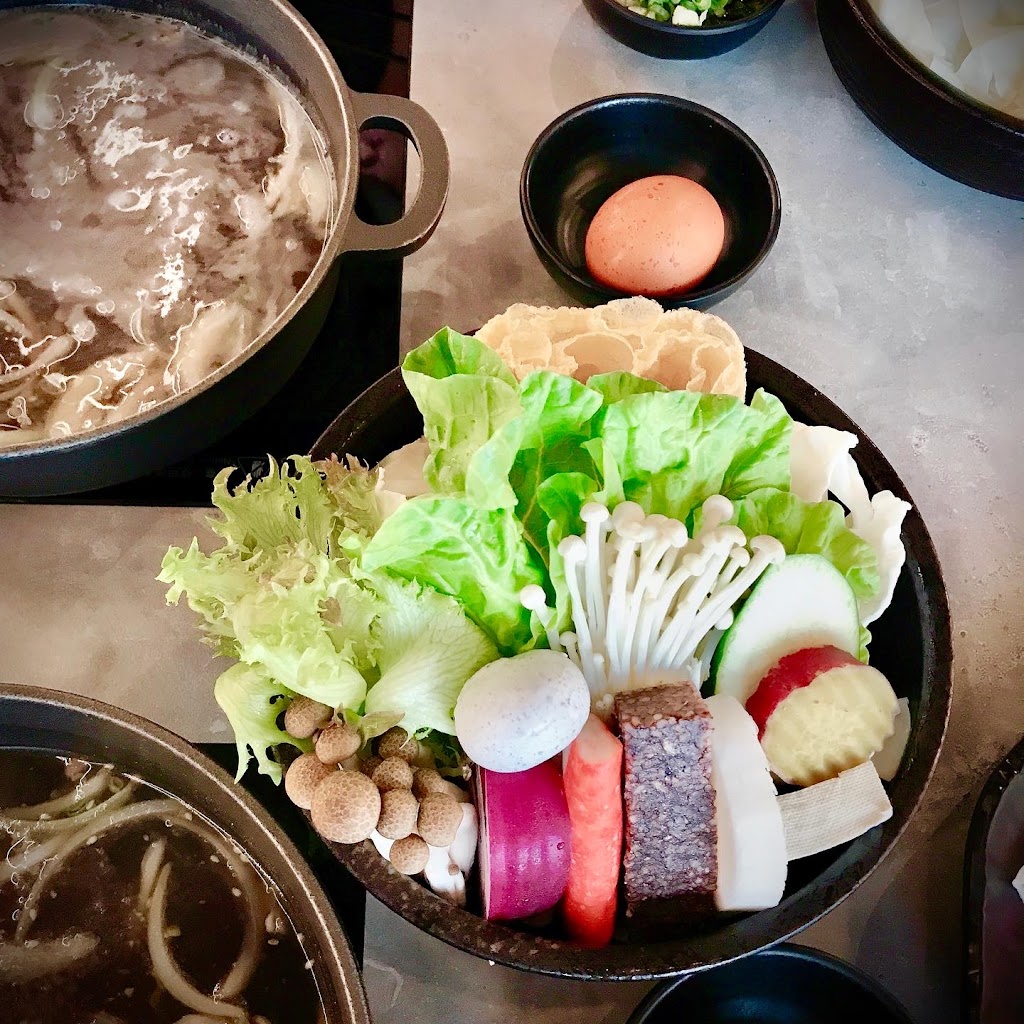 彰化縣和美鎮 森饗鍋物 Senn shabu 彰化和美館｜人氣火鍋｜質感鍋物｜胡椒豬肚｜酸菜魚｜麻辣鍋｜和美火鍋推薦｜假日下午不休息餐廳 - FooTinder 美食推薦 美食App