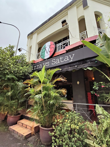 馬來西亞 Selangor, Subang Jaya｜Pizza Vs. Satay