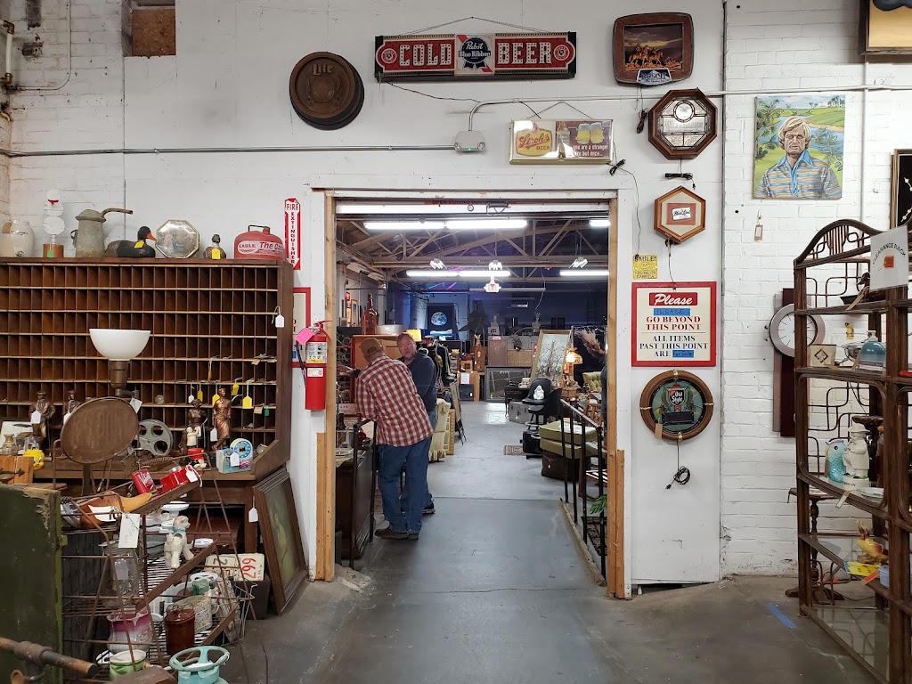 Fleur De Flea Vintage Market - Louisville, Kentucky | Thrift Store Atlas
