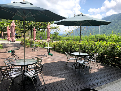 高雄市六龜區 Eighteen coffee - 台灣餐廳推薦 手搖推薦 甜點推薦 買一送一 優惠訊息