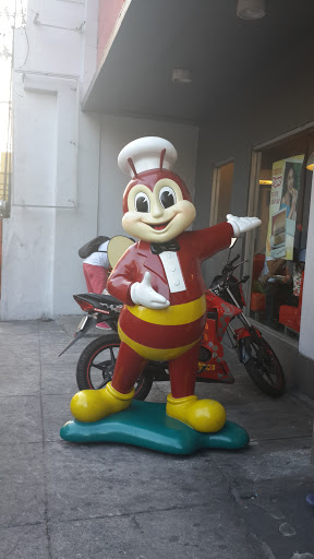 Jollibee Statue Sampaloc Manila Portal in Balic-Balic Metro Manila ...