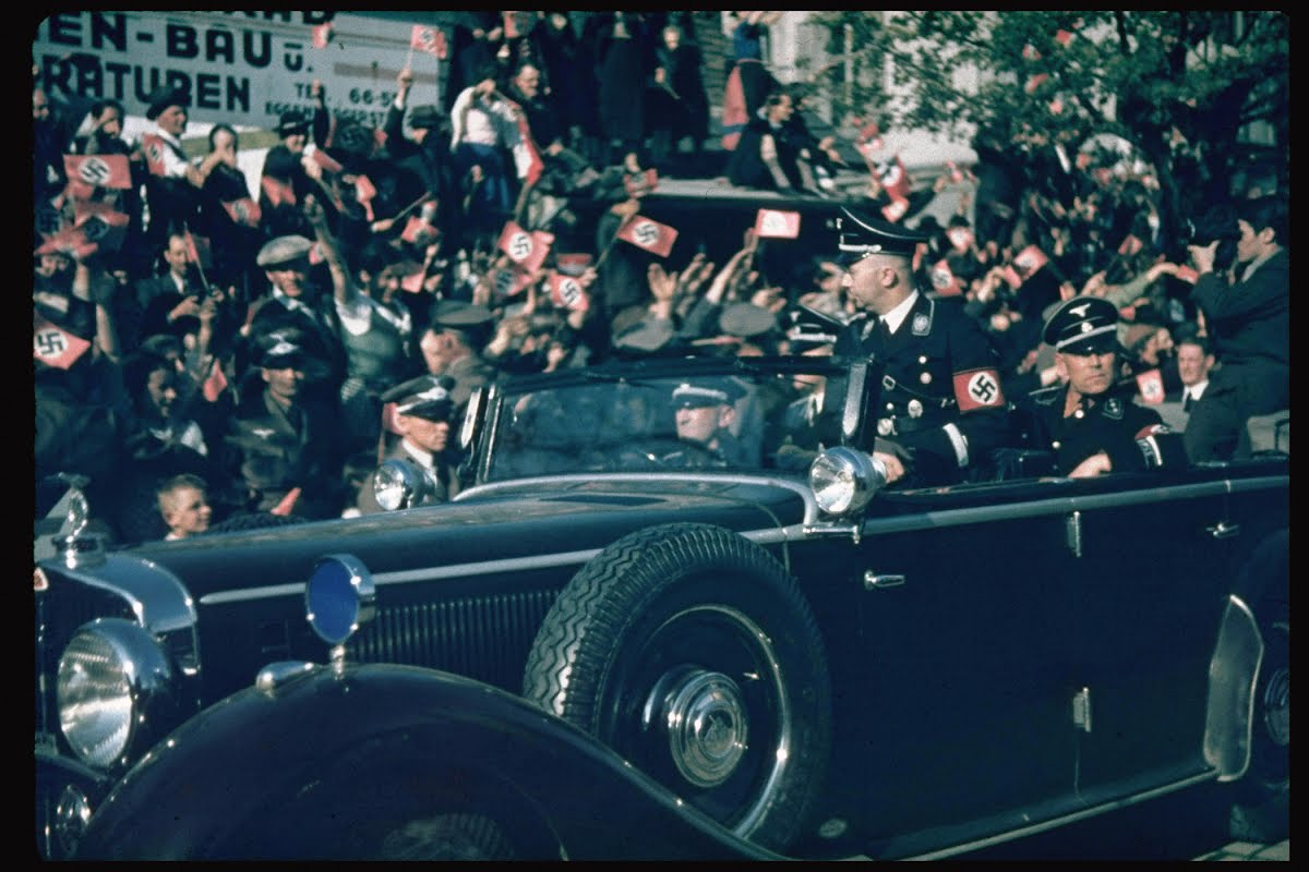 Hitler/Jaeger File - Hugo Jaeger — Google Arts & Culture