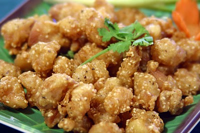 Thai Food Blog: En Gai Tod, Deep-fried chicken's knuckles