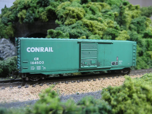 Early Conrail Fun! - N and Z Scales - TheRailwire